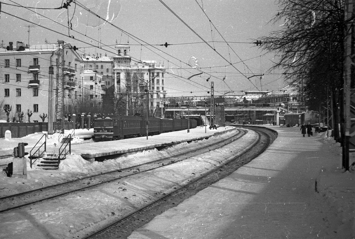 2 1148 RailGallery 2 1148 RailGallery