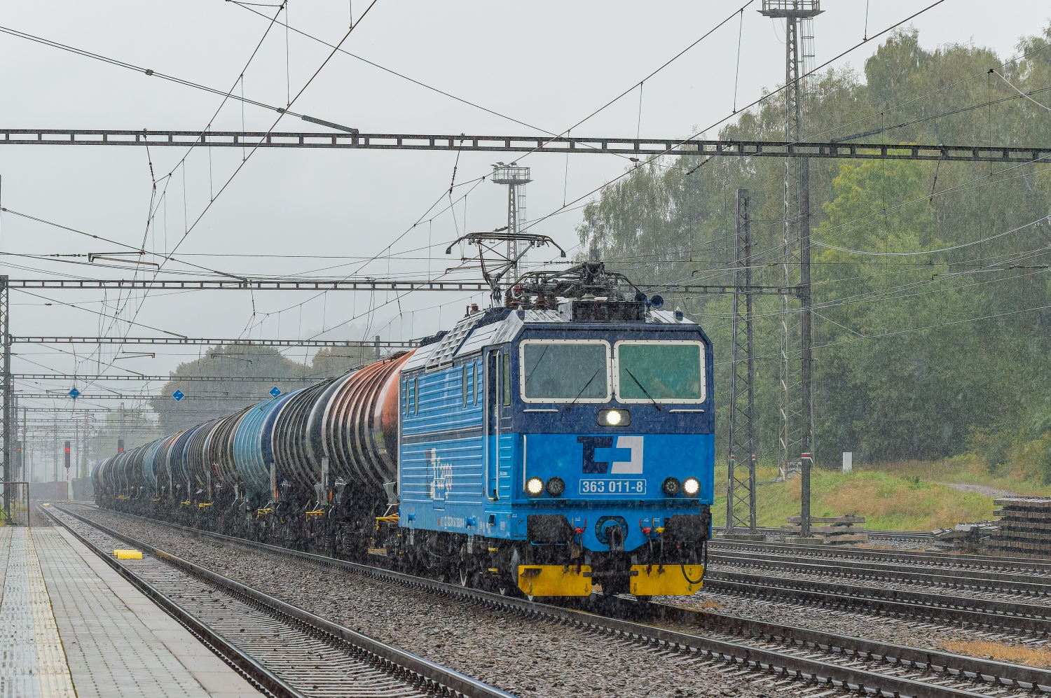 363 011-8 — Фото — RailGallery